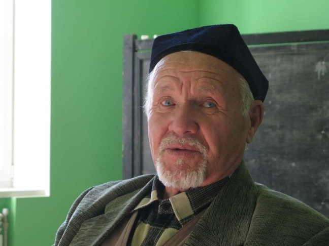 Once victims of Stalin, Ukraine's Tatars reassert themselves | 89.3 KPCC